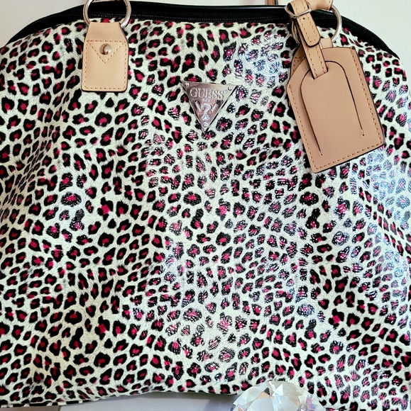 Guess | Bags | New Large Guess Duffletravelweekend Bag | Poshmark